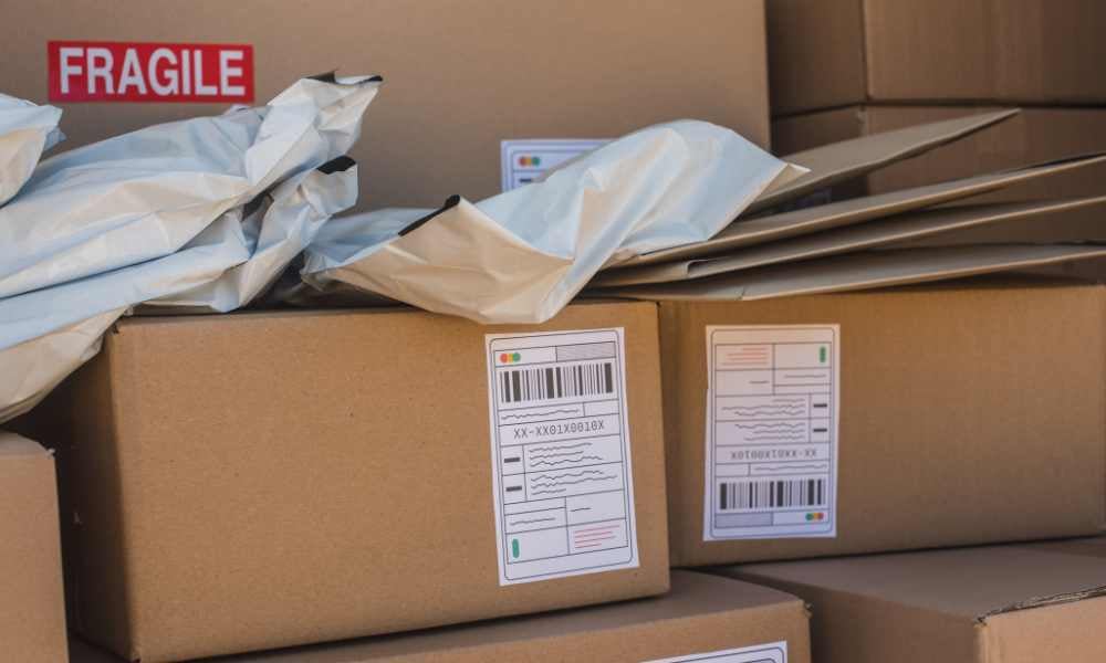 Quando serve la fattura proforma per spedire?